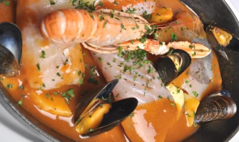 La cotriade, une recette bretonne traditionnelle de pêcheur - Le goût ...